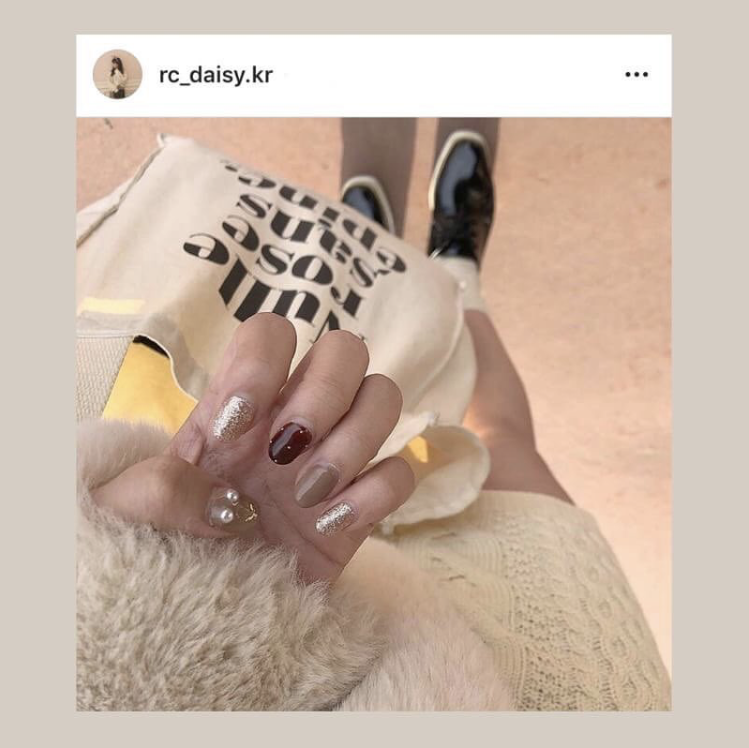 人気継続中！冬ネイルとの相性バツグンのチェリーモチーフネイル4選 | bis[ビス]